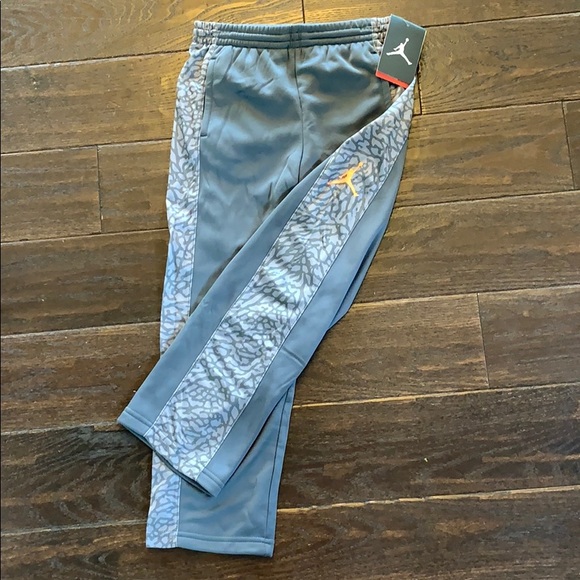 Jordan | Bottoms | Nwt Jordan Jumpman Thermifit Pants | Poshmark